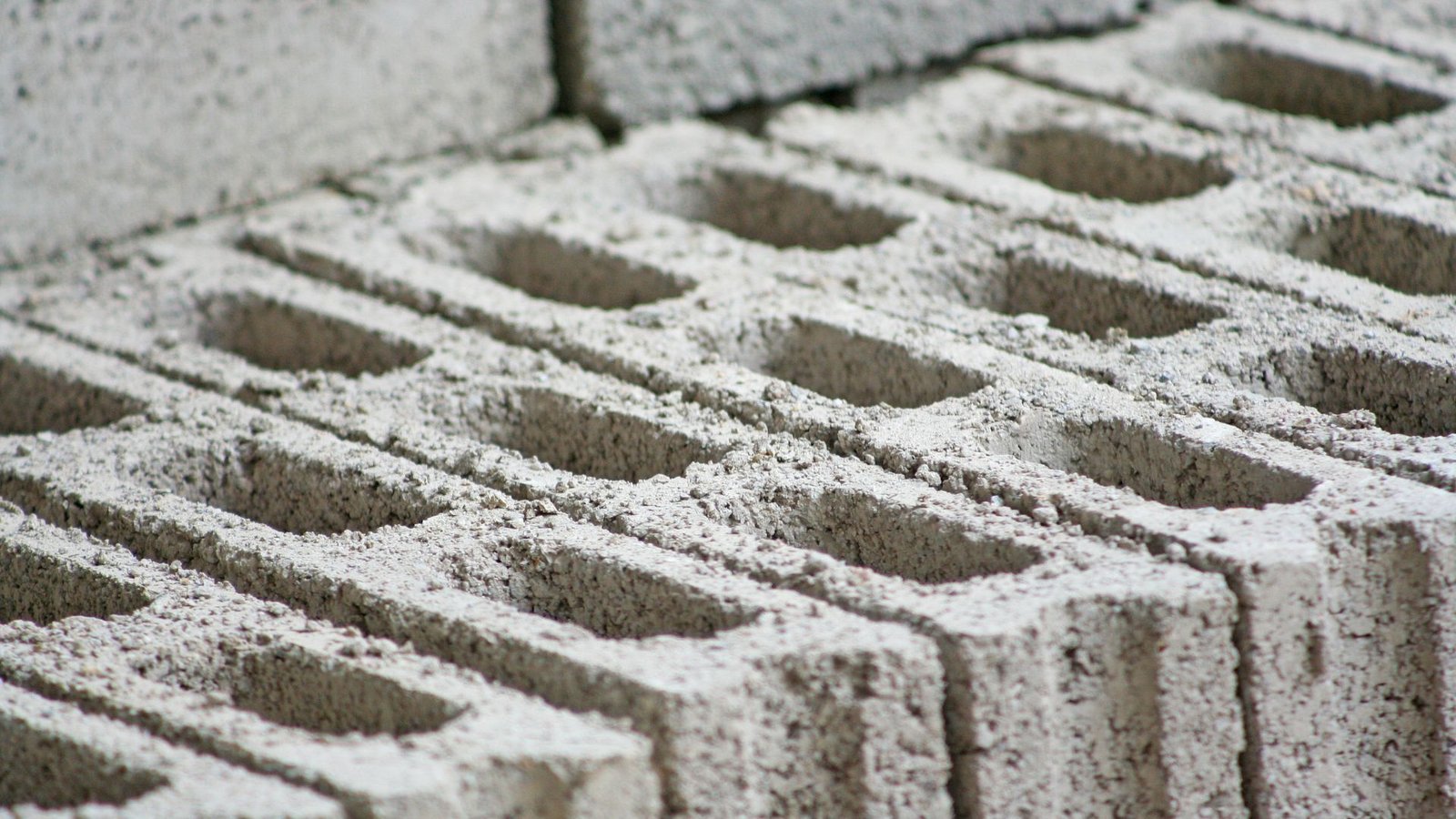 Concrete Blocks NZ: Types, Costs, And Building Tips