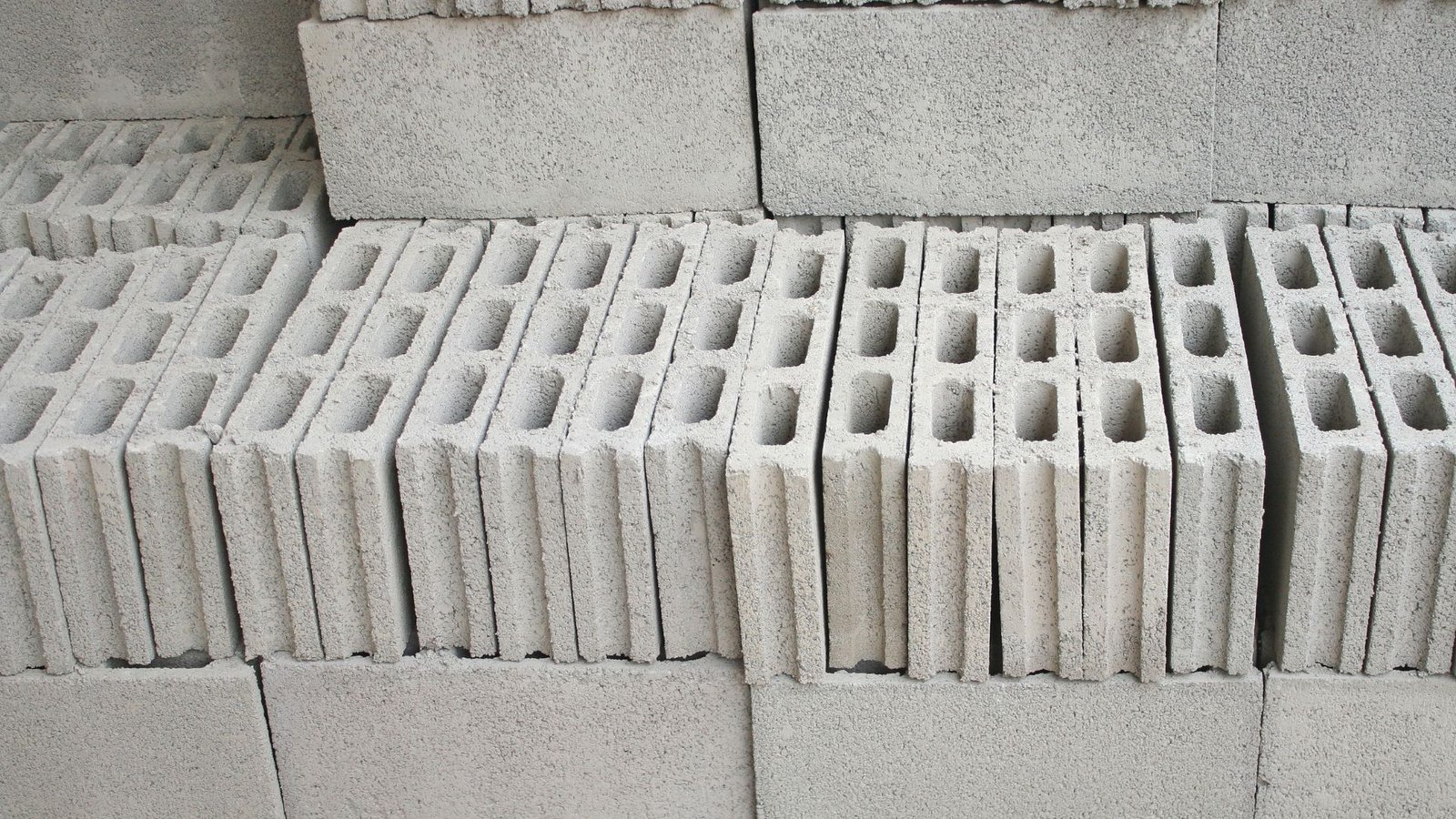 Concrete Blocks NZ: Types, Costs, And Building Tips